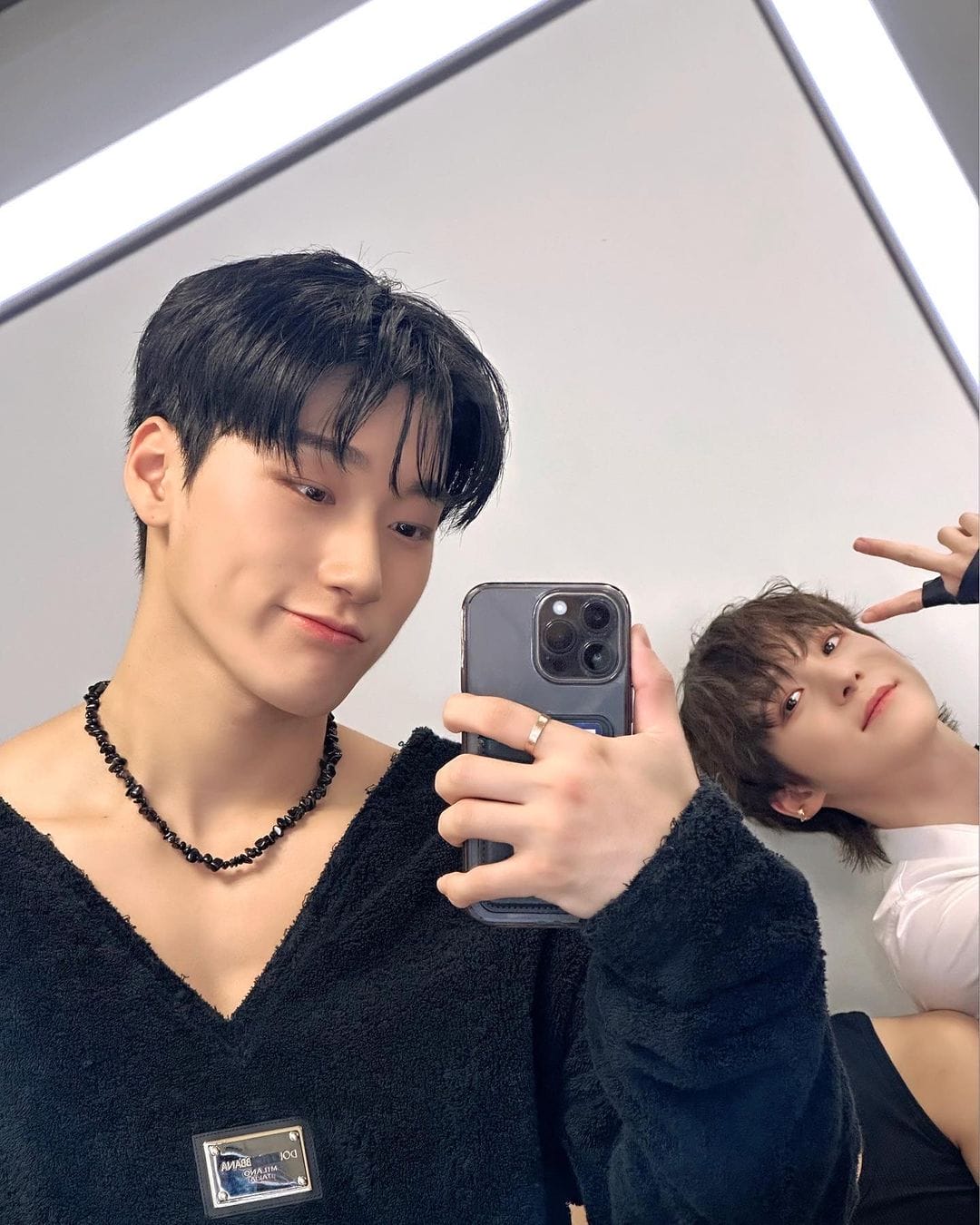 The Best of ATEEZ Fashion - Men's Folio